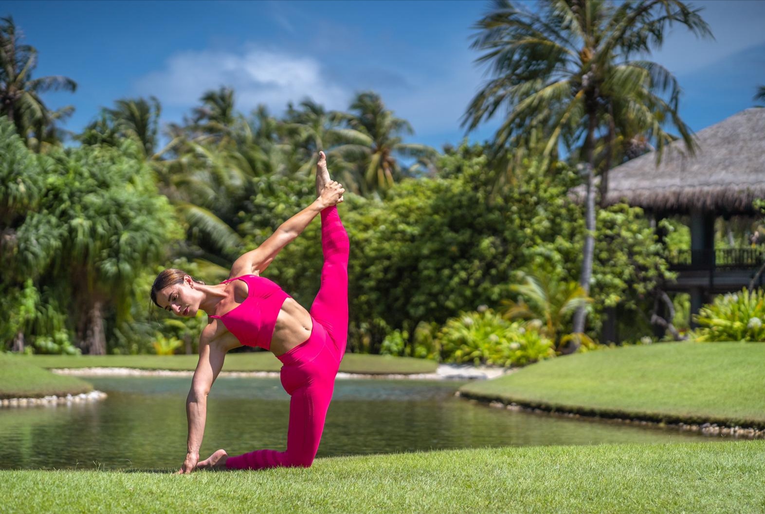 Chi è Daniela Caputo, flexibility coach "superlativa" (FT - VIDEO)